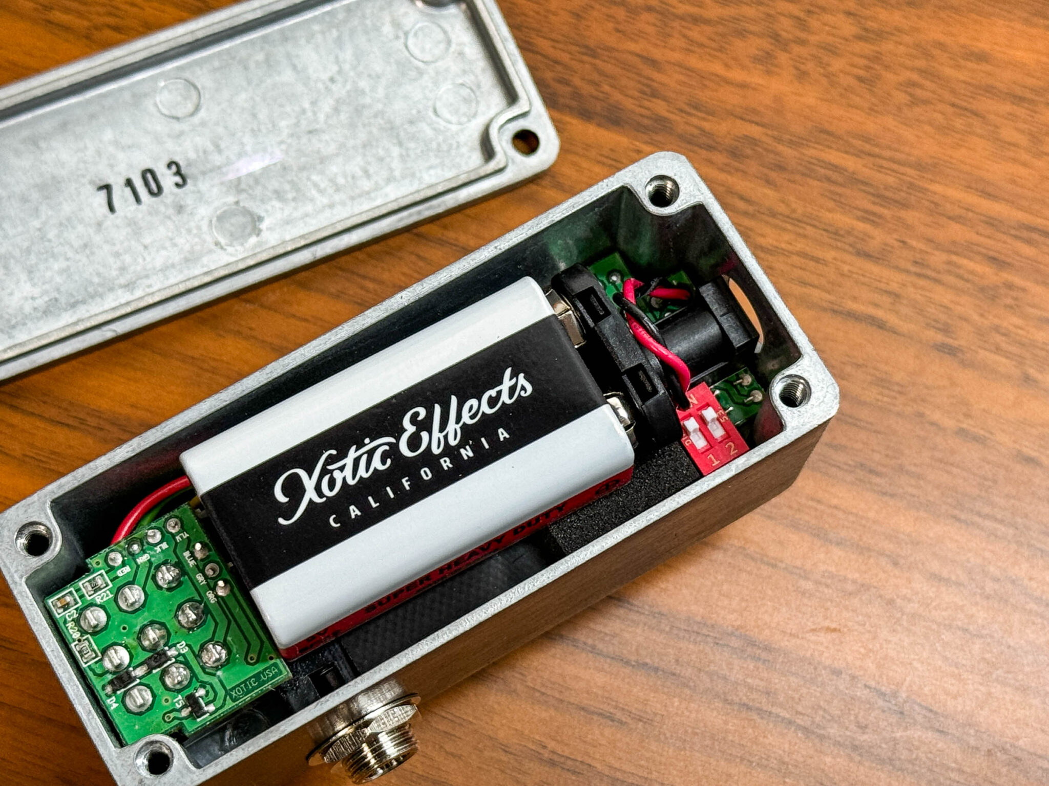 プロも唸る！Xotic EPブースターレビュー！EP Boosterの真価と効果的な設定方法を徹底解説 | 軽々と、遠くへ。